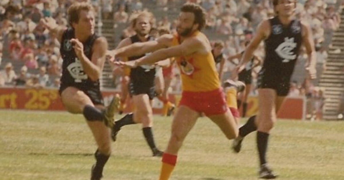 Secret tragedy that inspired Blues great in 1983 bushfire game