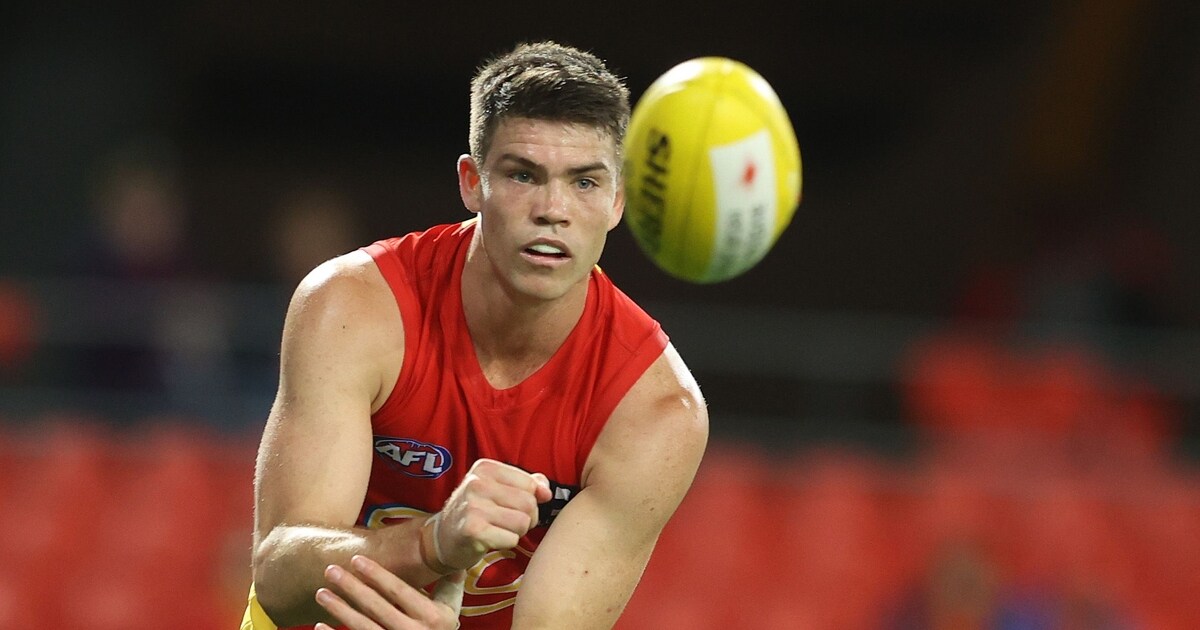 Unheralded defender Sam Collins stuns star Suns to take out B&F