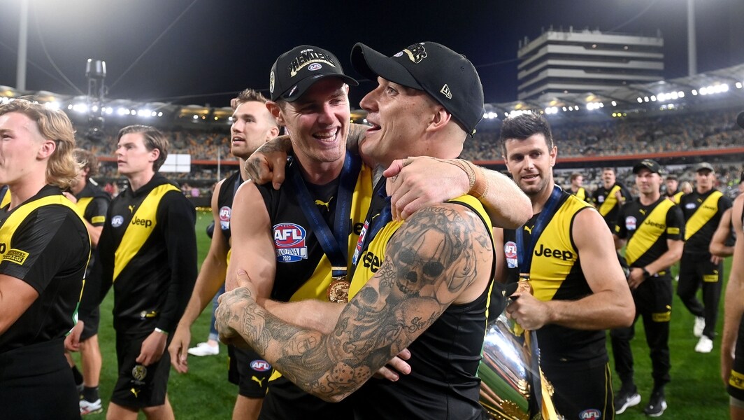 Player Watch - #12: David Astbury - Has decided to retire | Page 50 ...