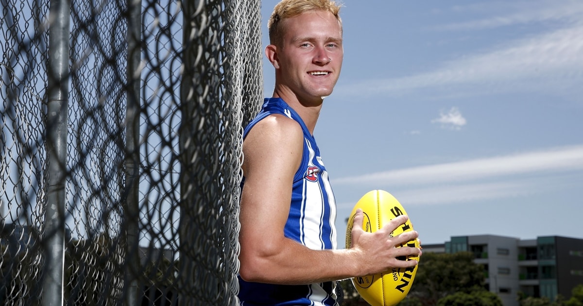 New Roo has chip on shoulder, still at odds with Buckley