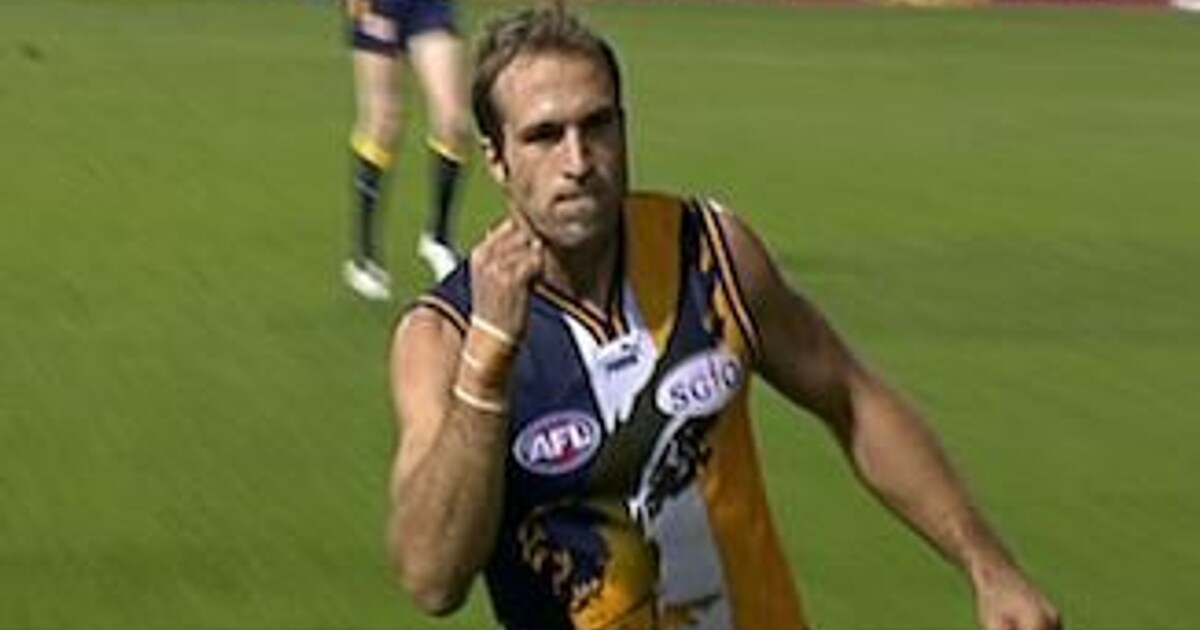 Judd thanks Rob Wiley, the man behind the champion