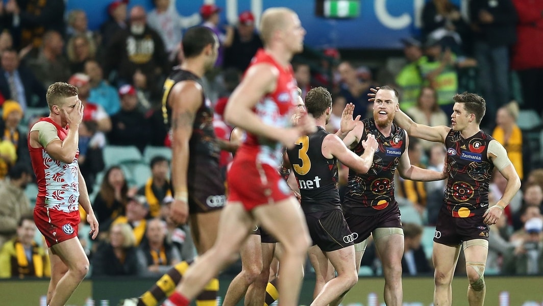 'Another stupid error': Hannebery puts his hand up