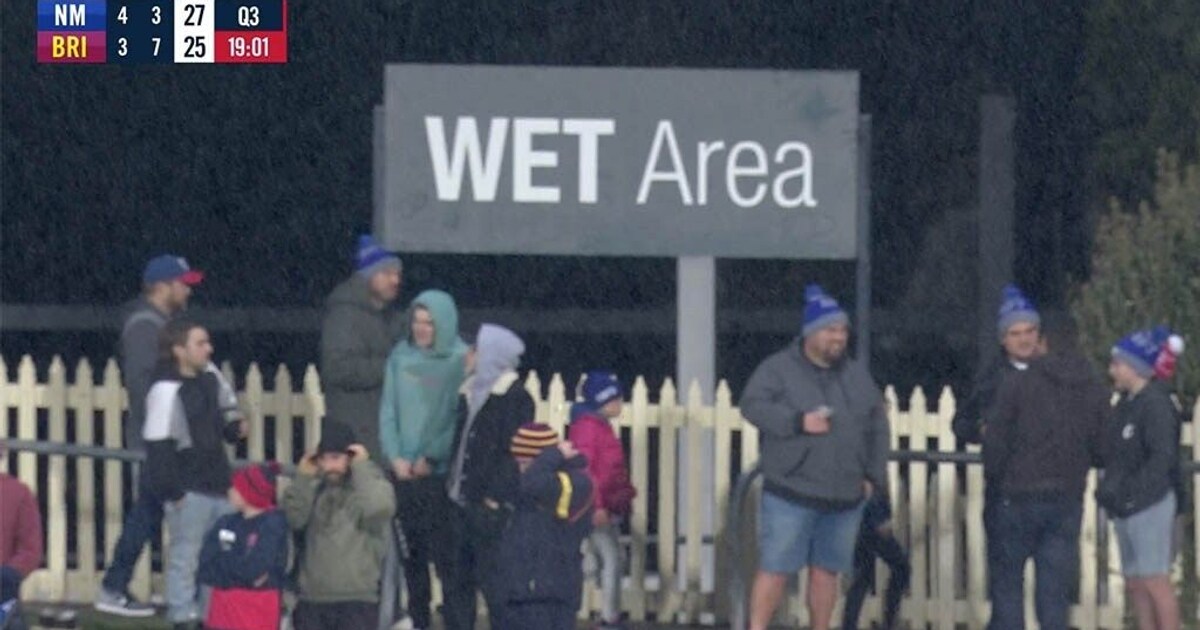 The revealing fashion choice that makes Kane laugh