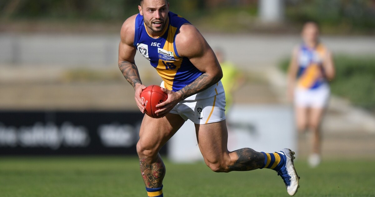 Greiser hits ton in Good Friday derby