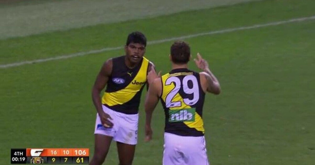 Maurice Rioli jnr takes his chances late