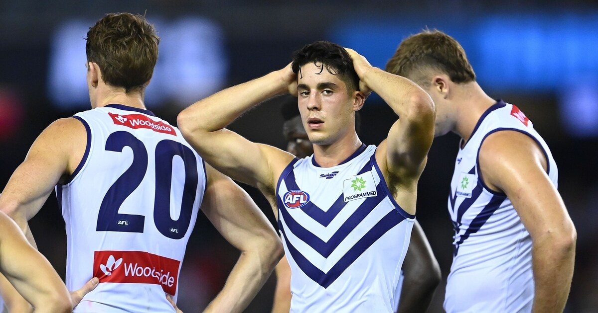 Fremantle gun Adam Cerra officially requests trade to Victoria
