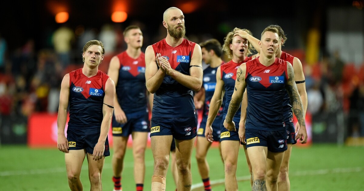 Dees set for major backline boost, Dew rues lack of polish