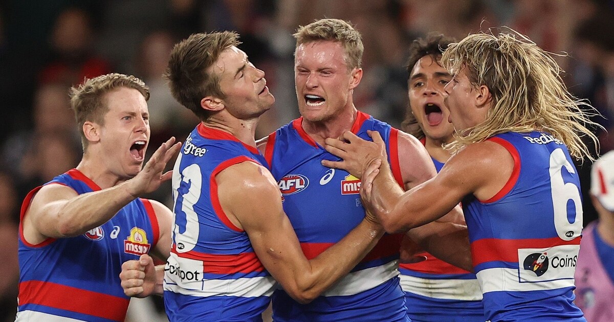 Western Bulldogs key defender Alex Keath set to miss six weeks, but ...