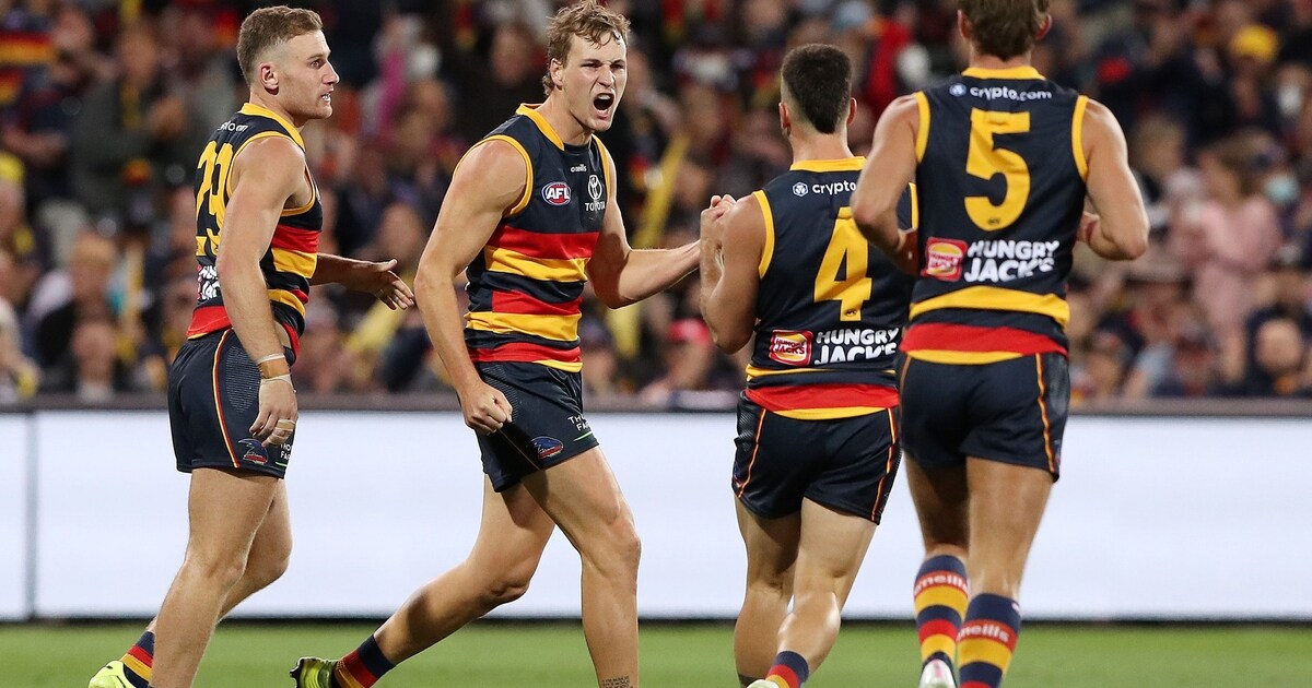 'Time to win': Adelaide Crows ready to fly as mindset shifts for coach ...