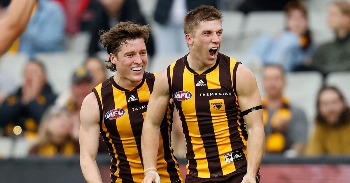 'Elite' Hawthorn Hawk Dylan Moore delivers his own Easter gift
