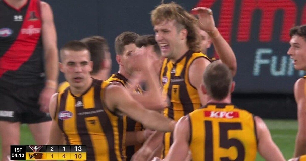 Lynch lands first AFL goal, plus one for good measure