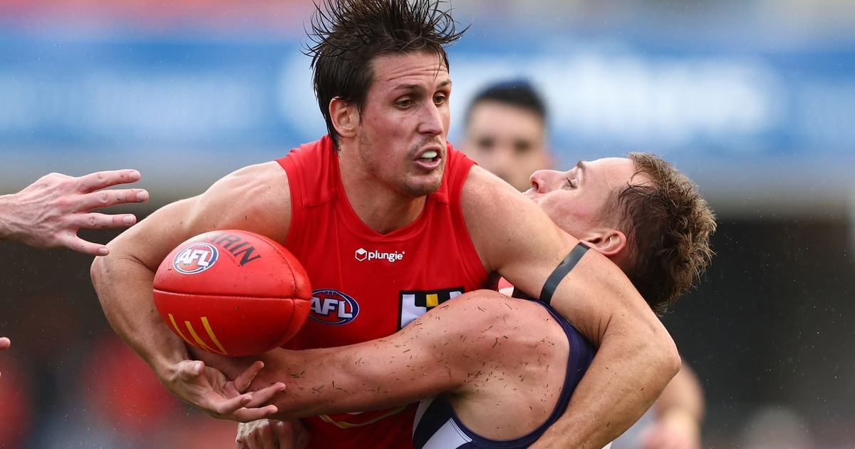 Selfless David Swallow helping Gold Coast Suns find flexibility