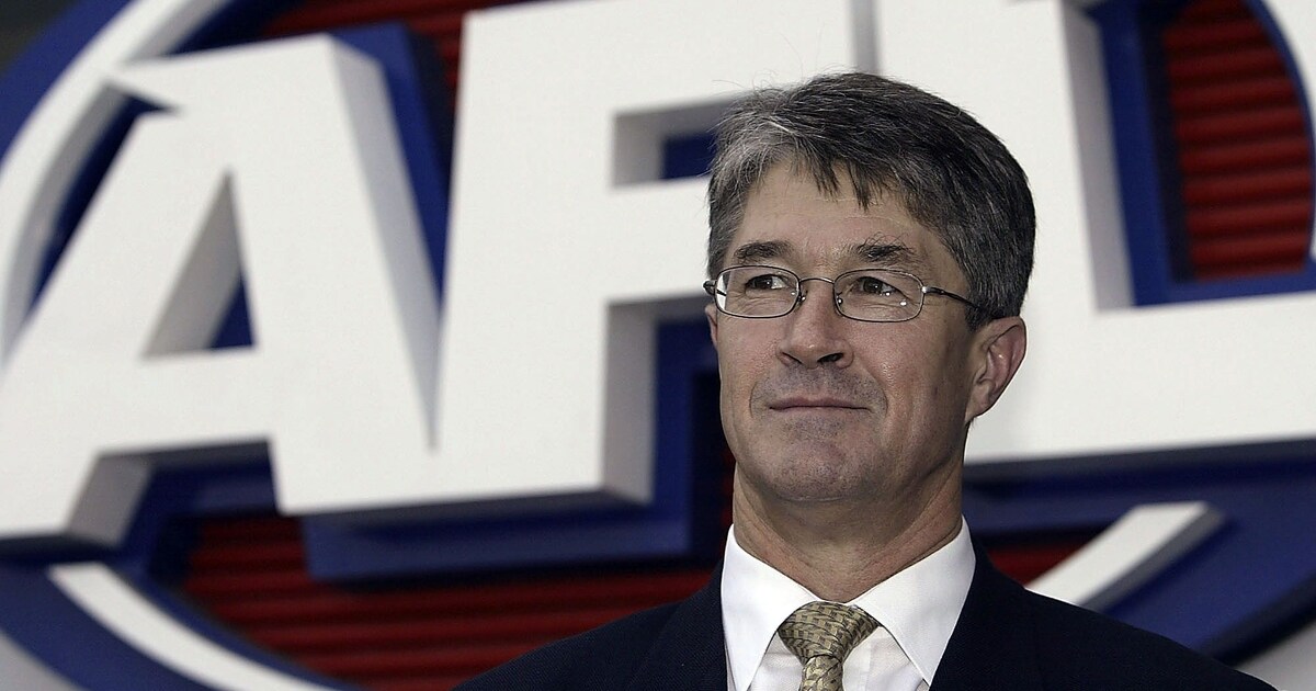 Former AFL Chairman Mike Fitzpatrick's incredible contribution ...