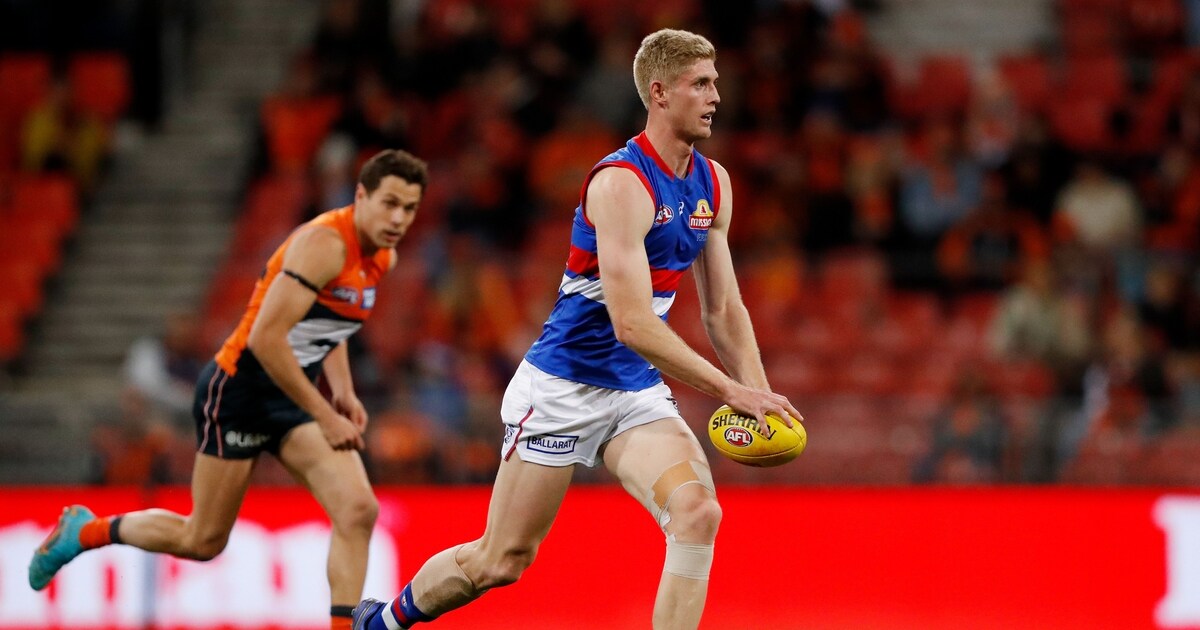 Star Dogs ruckman Tim English set to return for crucial Swans clash