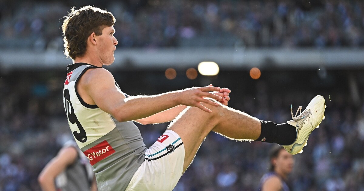 Power forward Mitch Georgiades told to regain goalkicking mojo at lower ...