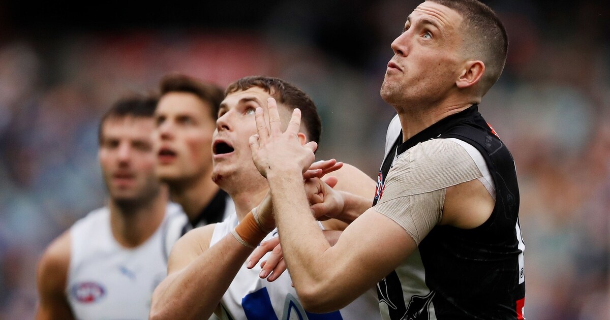 Collingwood Magpies ruck Darcy Cameron suffers suspected hamstring ...