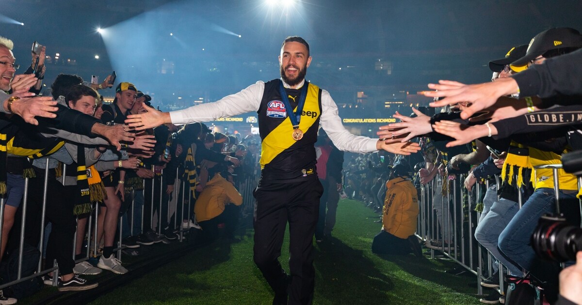 From Titch to a giant of the game: Shane Edwards hits 300