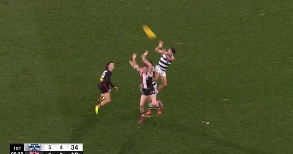 Stengle stuns crowd with impressive mark