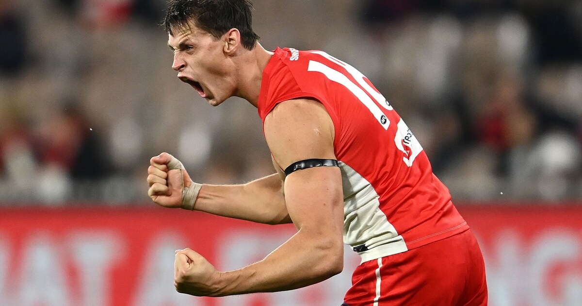 Big Sydney Swans Callum Sinclair to call it quits, Irish defender Colin ...