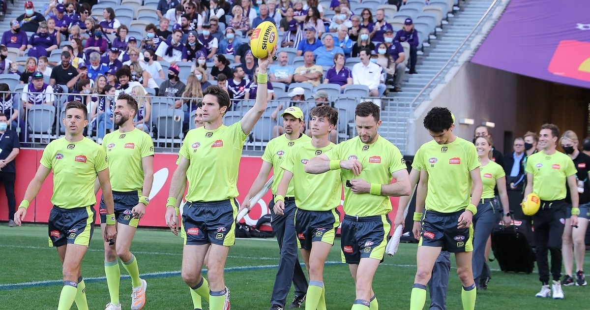 AFL congratulates Matt Stevic on umpiring 50 AFL Finals