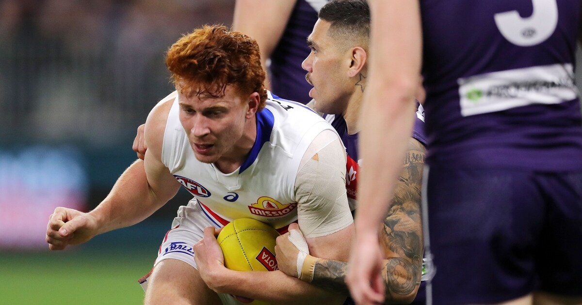Final teams locked in for Freo-Dogs. LIVE from 6.10pm AWST