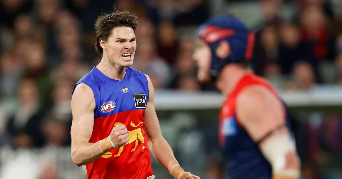 Life-long Lion: Eric Hipwood inks monster contract extension