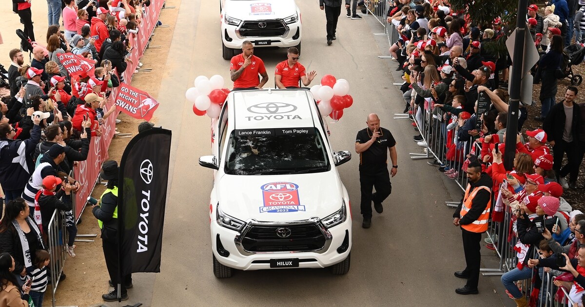 3-2-1: GF build-up, ultimate preview, Robbie and Cal