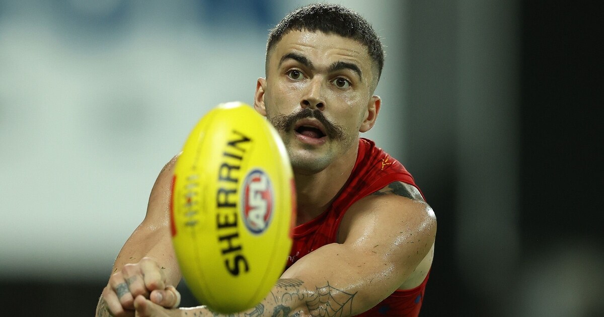 Former Gold Coast, Richmond defender Oleg Markov to train with Collingwood