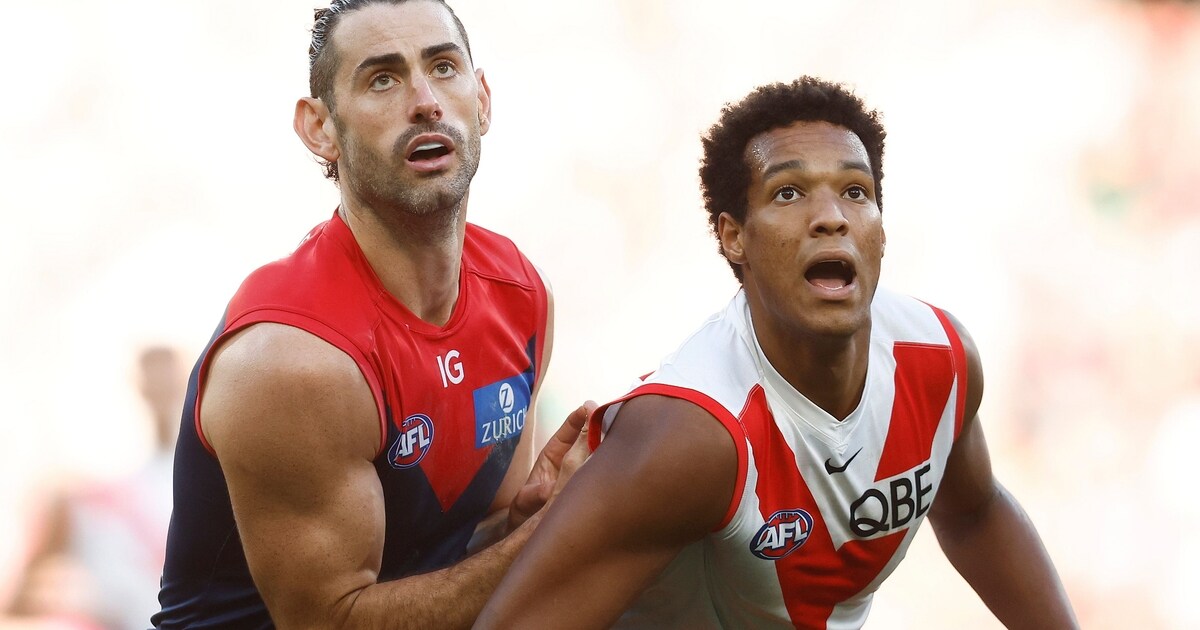 AFL Daily: LISTEN: AFL's big NSW fixture play, Eagles coach 'out of line'