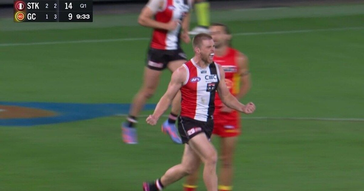 Ross roves it to perfection before snapping a ripper