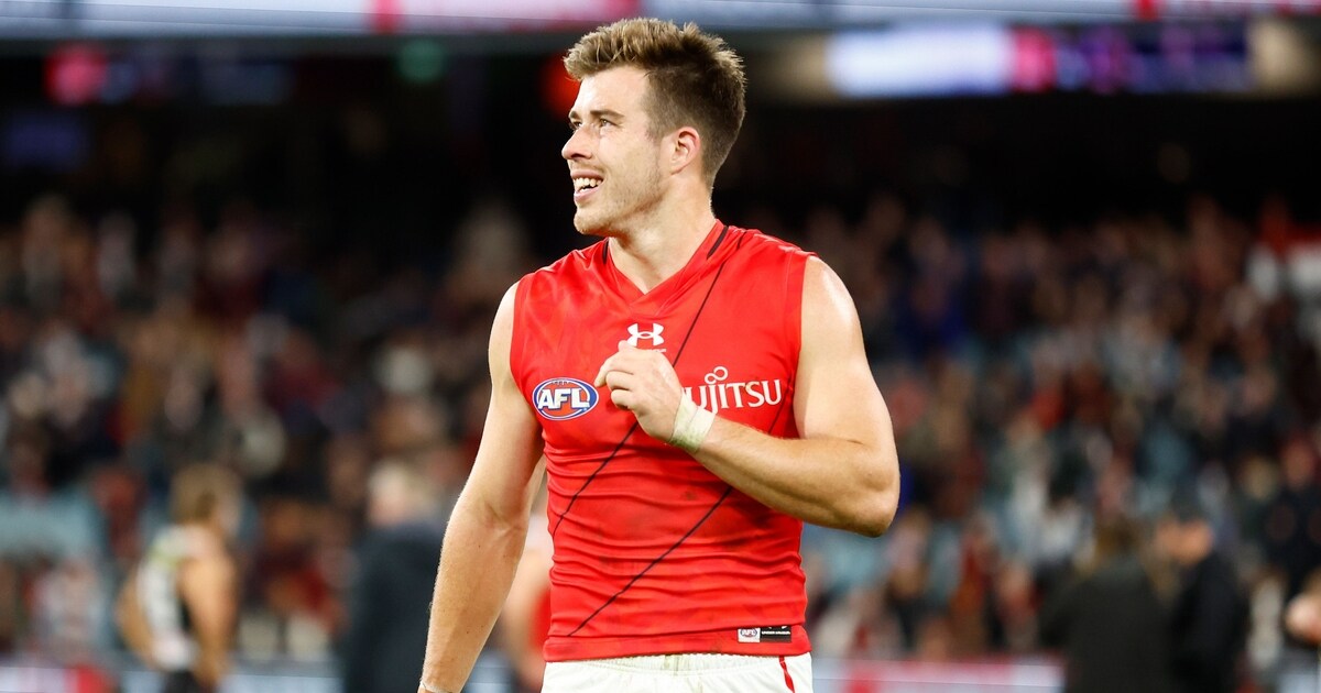 Essendon to challenge Zach Merrett ban ahead of Anzac Day blockbuster