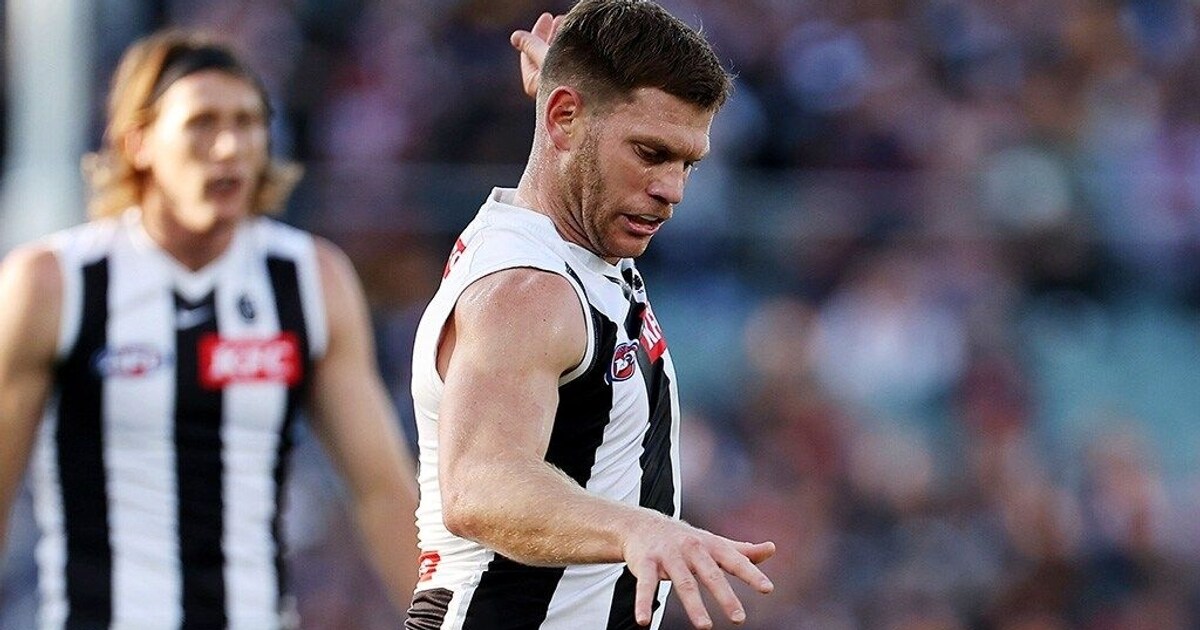 Adams cops a week for dump tackle