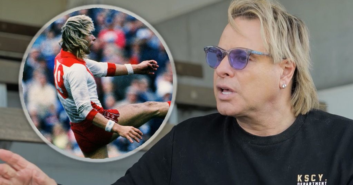 WATCH CENTURIONS NOW: Warwick Capper, footy's greatest showman