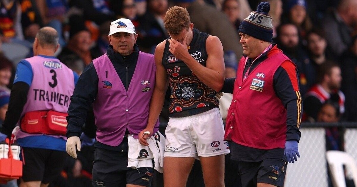 Brave Crow comes off after putting body on line