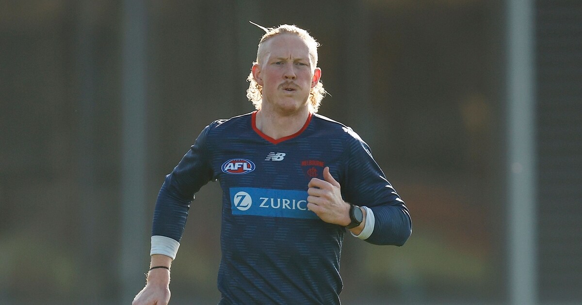 Clarry back in a hurry? Melbourne Demons star Clayton Oliver closing in ...