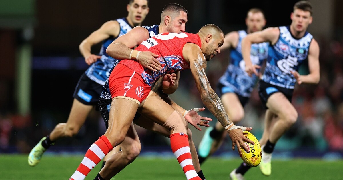 Swans, Blues clash in season-defining blockbuster. Follow LIVE 7.50pm AEST