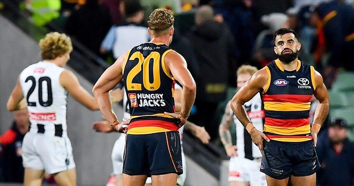 Footy Feed: Crows eye Pie revenge, Freo gets lit