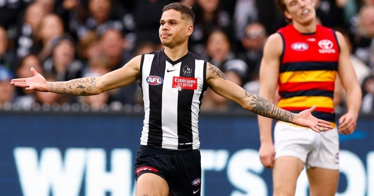 Brilliant Bobby and incredible Nick combine for electric Pies goal