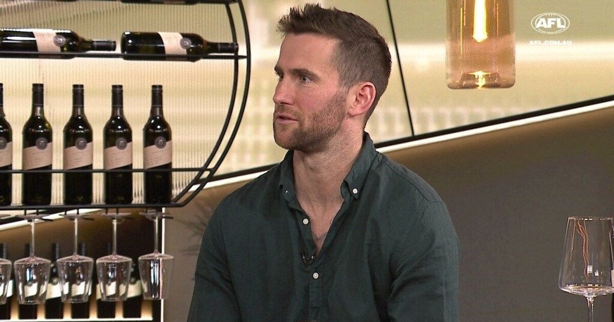 FRIDAY KNOCK OFFS: Howe's best hangers, love for the Pies, life after footy