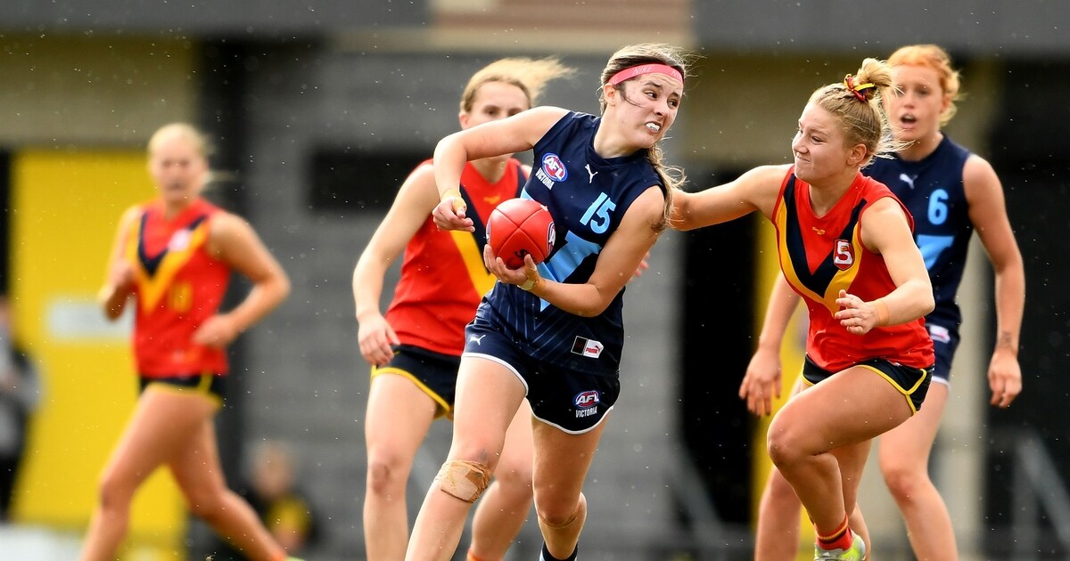 Hawthorn signs Eastern Ranges speedster in pre-draft signing period