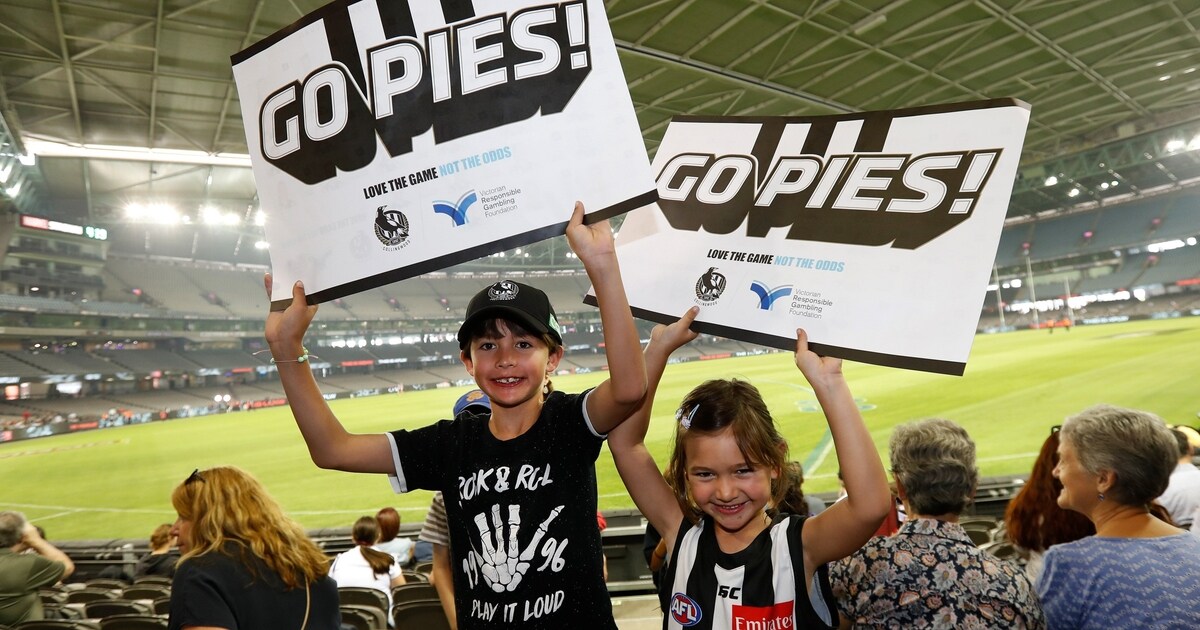 Friday night footy: Pies v Demons