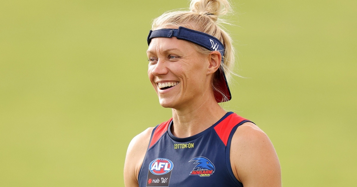 LATEST PICS: Stars back on track as Crows gear up for 2021