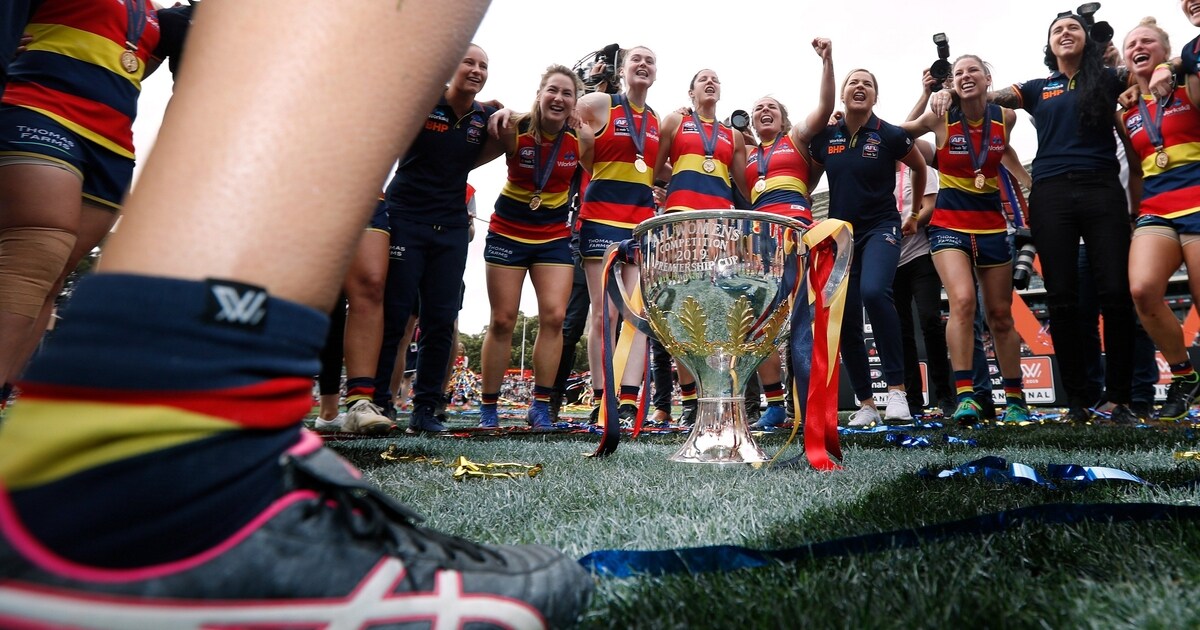 EXPLAINER: How will the top-six finals series work?