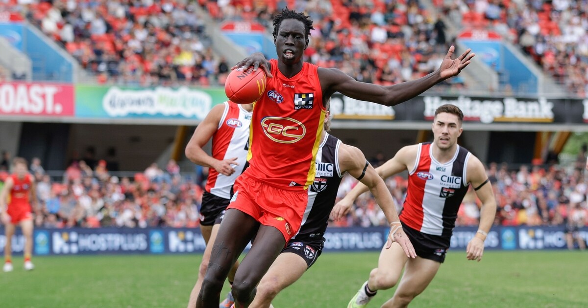 'Awesome to see': Gold Coast Suns defender Mac Andrew taking lessons ...