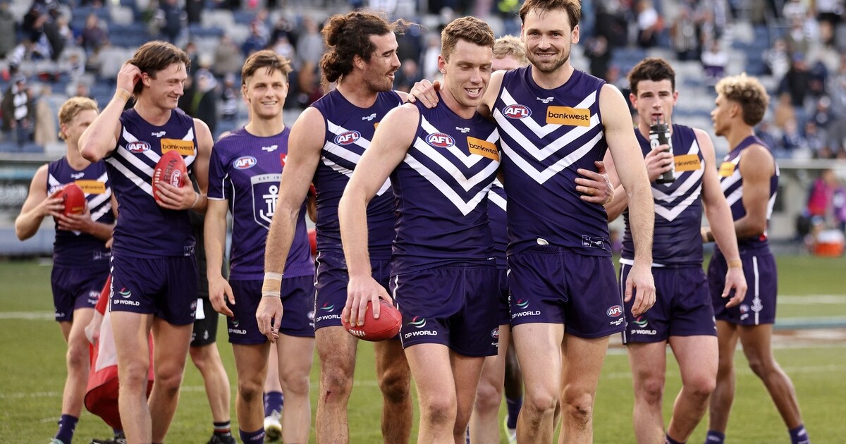 Player retention key as Fremantle Dockers aim to 'see it through together'