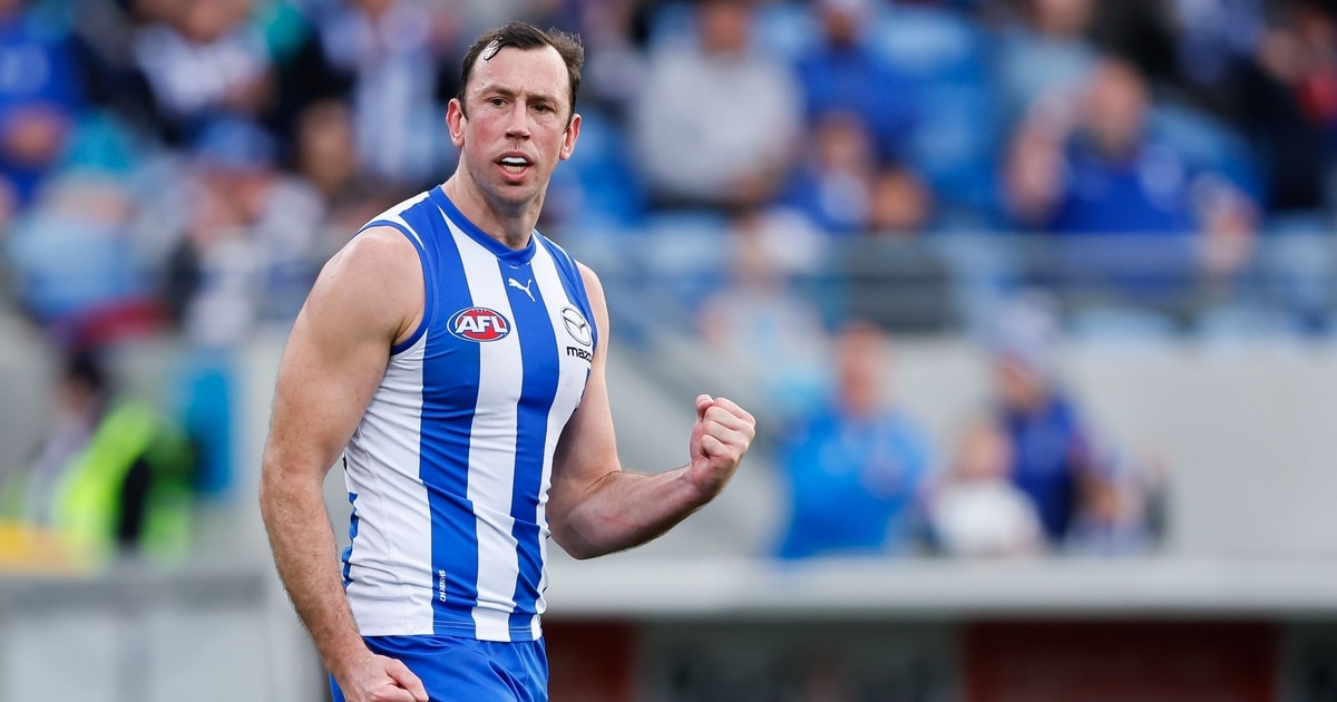 North Melbourne Kangaroos to begin contract talks with veteran ruckman ...