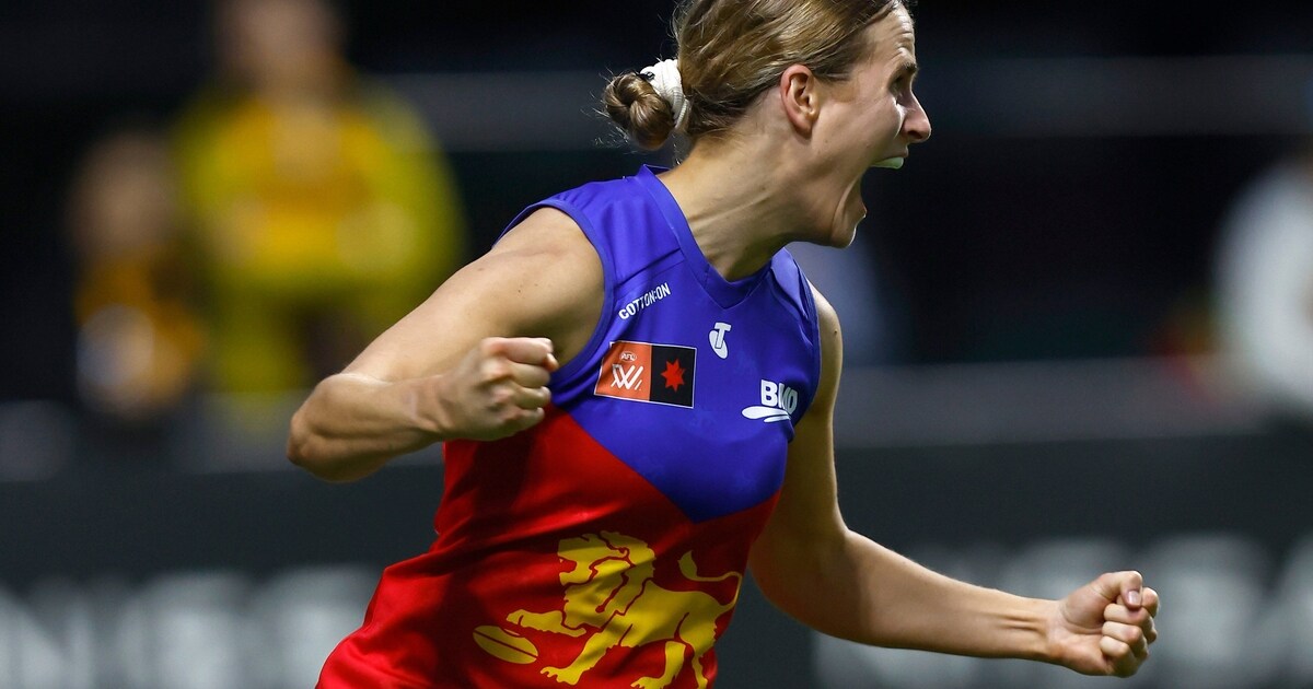 Unstoppable Lions flex muscles in powerful romp over Hawks