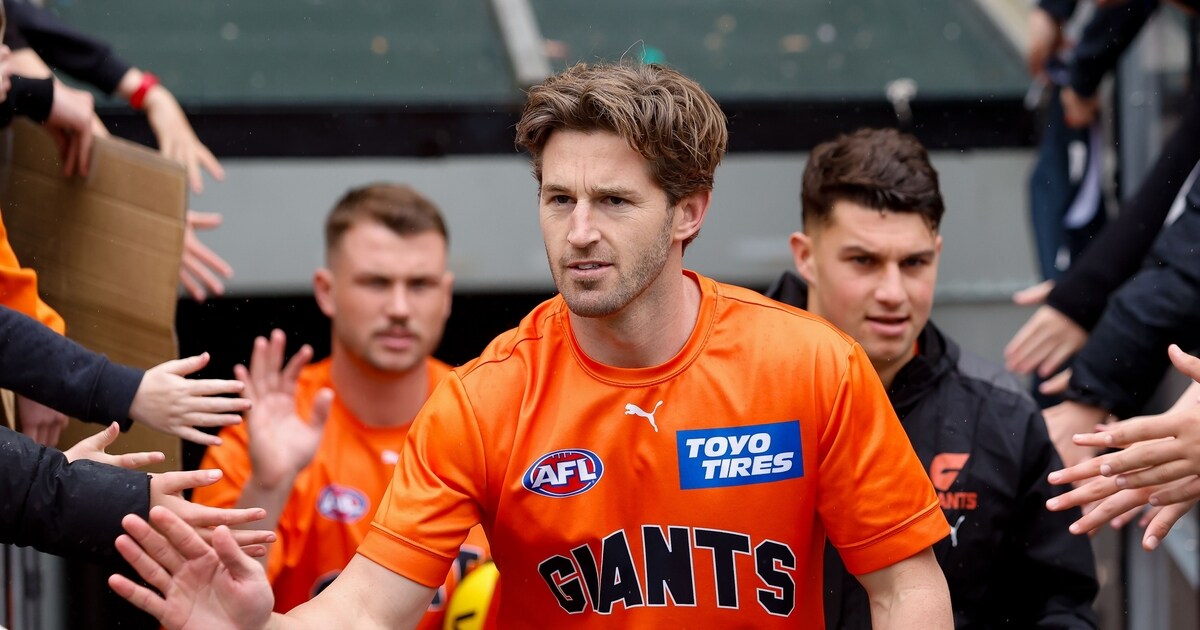 AFL congratulates Callan Ward on reaching 300 games