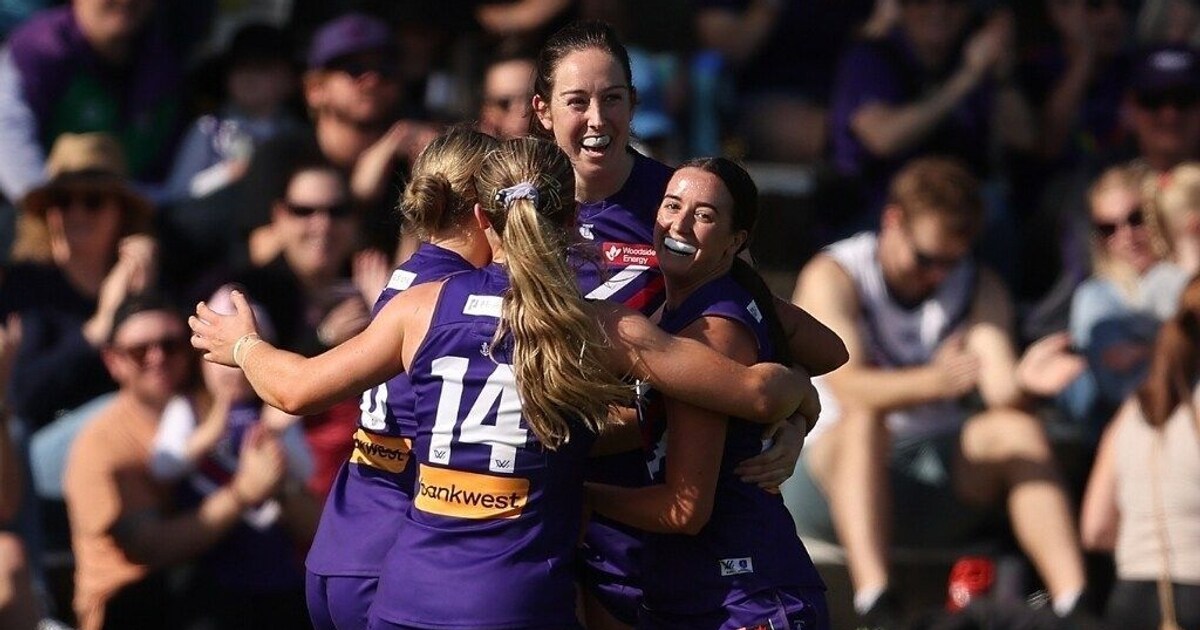 Tighe catches the eye with absolute stunner