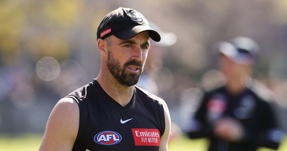 Craig McRae backs veteran Collingwood Magpies Steele Sidebottom and ...